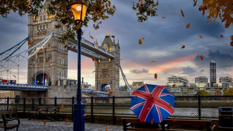 Your Trip to London in October - Holidays in Mayfair